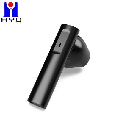 Cina Il caso di carico senza fili ha sudato le cuffie resistenti con il microfono impermeabilizza la cuffia avricolare di Bluetooth in vendita
