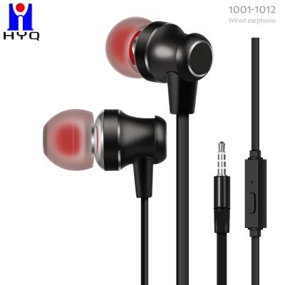 Cina Trasduttore auricolare metallico 3.5mm IPX2 con il cavo piano del TPE di Earbuds del metallo del microfono in vendita