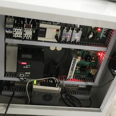 Китай 520mm планшетное умирают автоматы для резки с пробивать гарантию 1 года продается