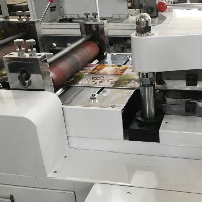 Китай 520mm планшетное умирают автоматы для резки с пробивать гарантию 1 года продается