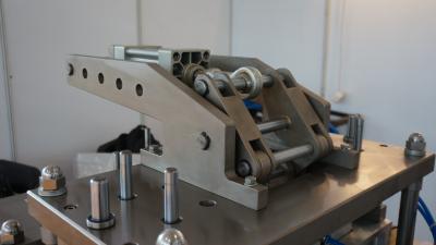 Cina macchina imballatrice della bolla 1.5Kw, attrezzatura per imballaggio della bolla ad alta velocità in vendita