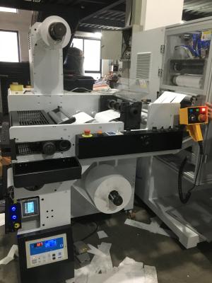 Cina Etichettatura automatica dei rulli di etichette in vendita