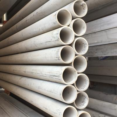 Cina DIN 1.4529 Tubo saldato in acciaio inossidabile 133*3 108*4 UNS N08926 in vendita