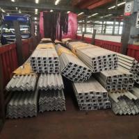 China 316L Stainless Steel Angle Bar Hot Rolled with Bright Surface for Engineering Structures for sale
