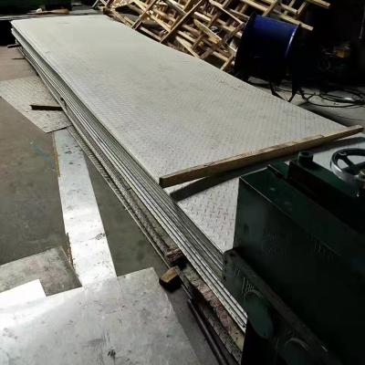 China 3.0mm SS304 Stainless Steel Checkered Plate Durbar Floor Sheet with Willow Leaf Pattern for sale
