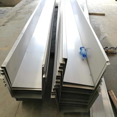 China Corrosion Resistant Stainless Steel Water Gutter System with Custom Width 200-800mm for House Roofing for sale