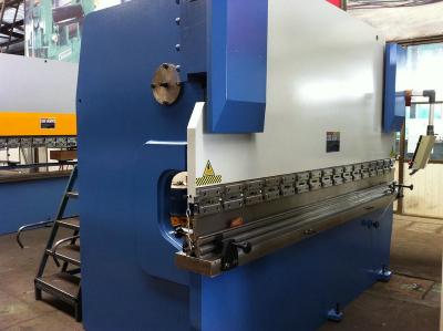 China Automobiles Hydraulic Press Brake / Hydraulic Bending Machine for sale