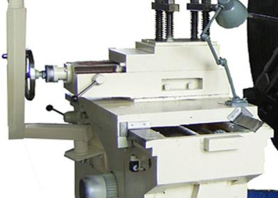 China Floor Heavy Duty Lathe Machine Processing Various Metal Workpieces for sale