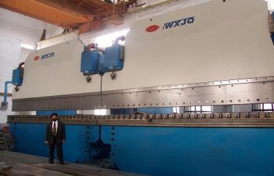 China Synchronization CNC Electric Press Brake steel plate bending machine 14000mm for sale