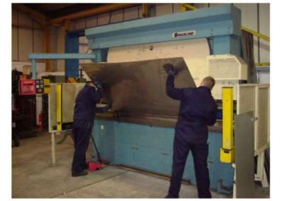 China 2-100T-3200 WC67K series two-machine interaction CNC Tandem Press Brake for sale