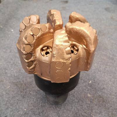 China Good Quality Customizable API Connection PDC Bits For Water Well Drilling en venta