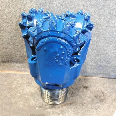 Китай 2024 Новый продуктIADC 217 Три конусовых вращающихся бита с измельченным зубом для средних твердых образований продается