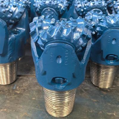 Cina Oil Well Drilling Milled Tooth Steel Tooth Tricone Drill Bit in vendita