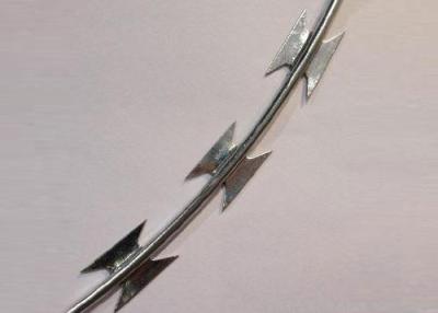 China The blade barbed wire for sale