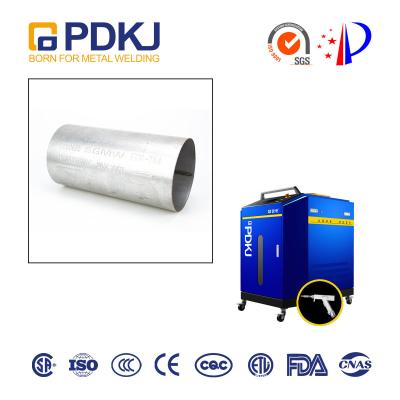Cina Handheld Automatic Wire Feeding Fiber Laser Welding Machine For Stainless Steel Annular Cylinder in vendita