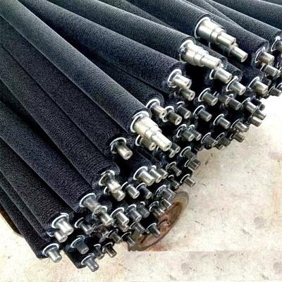 Chine Brosses à rouleaux en fil de nylon à manche de nettoyage à rouleaux à vendre