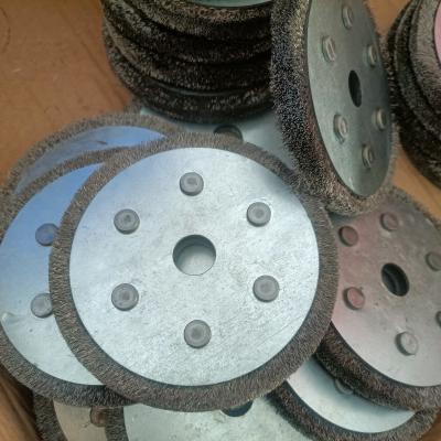 中国 150 * 82mm リベット 鉄鋼のワイヤホイール ブラシ 円形 磨き 磨き ホイール 販売のため
