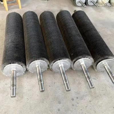 Chine Fil de laiton enroulé en spirale et fil d'acier inoxydable 304 Brosse à rouleaux industriels pour le polissage à vendre
