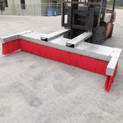 Cina Il nuovo stile fuori dello spazzare della strada del collegamento del carrello elevatore spazzola la più grande scopa del collegamento del carrello elevatore del camion delle ali in vendita