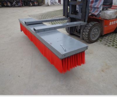 Cina Il metallo ha basato la spazzatrice della spazzola del carrello elevatore della testa di 3M Stiff Push Broom in vendita