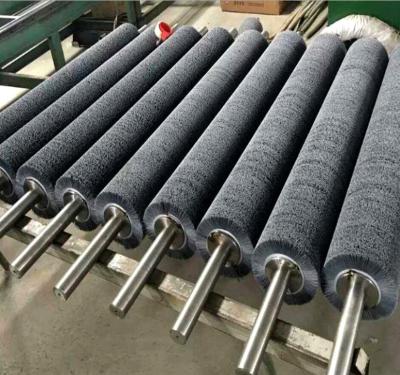 Cina Rullo di lucidatura stridente della spazzola del filo di acciaio del rullo del filo di acciaio di Sander Brush Roller Abrasive Wire in vendita
