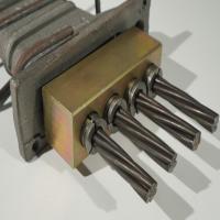 China Prestressed Concrete Anchor Wedges and Anchor Head for 12.7mm 15.24mm PC Strand for sale