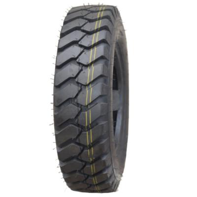 Cina 4-8 Gerarchia degli pneumatici 4.00-12 300-17 70/80-17 Pneumatici per motociclette Modello per il mercato di Taiwan in vendita