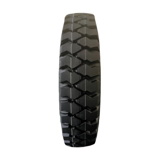 Quality Taiwan Technology Light Truck Tires High Mileage 6.50-16 For Rain And Snow for sale