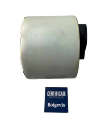 中国 7l0399249 オリジナルオートエンジンパーツ オートマチックトランスミッション ギヤボックスマウント 新しいVw Touareg Cayenne Audi Q7用 販売のため