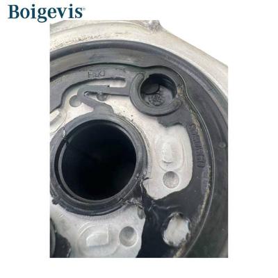 Cina 028117021E è un raffreddatore ad olio universale per la piattaforma motore trasversale del Gruppo Volkswagen, principalmente compatibile con motori come EA888 Gen2 e V6 con cilindrate che vanno da 1,4L a 3,0L in vendita