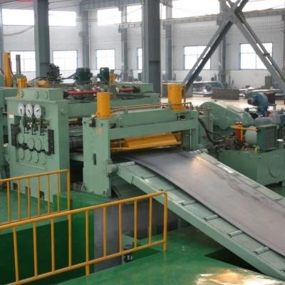 China 13 mm gelijkmakend en dwars snijden warmgewalst pickelen staal spoellijn voor staalfabriek Te koop