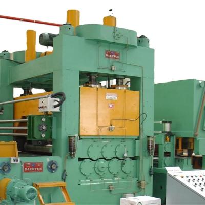 China 13 mm gelijkmakend en dwars snijden warmgewalst pickelen staal spoellijn voor staalfabriek Te koop