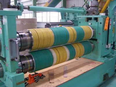 Cina Linea di taglio della bobina di acciaio competitiva per 28000mm*14500mm*1100mm Dimensione e 0-20 strisce in vendita