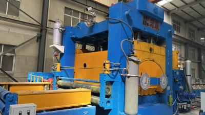 China 35T Spiraalgewicht Automatische stalen spoel snijlijn Onrolling leveling scheermachine Te koop