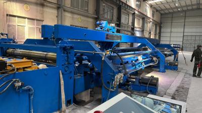 Cina 380 tensione alta velocità in acciaio inossidabile bobina uncoiling livellamento levigamento linee di impilamento in vendita