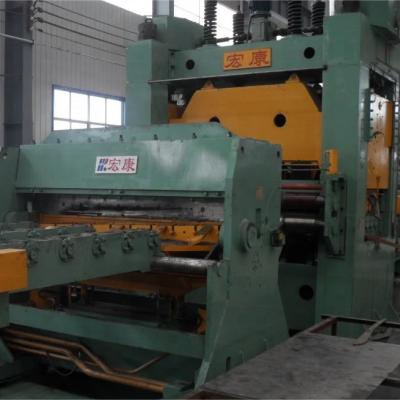 Cina Linea di produzione di taglio di bobine di acciaio con macchina orizzontale per lo scarico e il livellamento in vendita