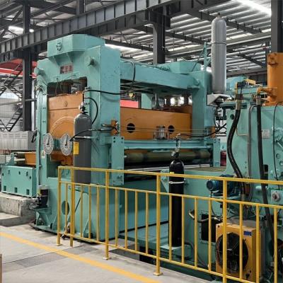 China Máquina de corte automática de alta velocidade de corte vertical e horizontal para bobinas de aço à venda