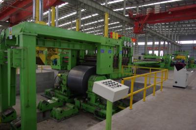 China Hoogrolstaallijnmachine voor het ontwaaien, het gelijkstellen, scheeren en stapelen Te koop