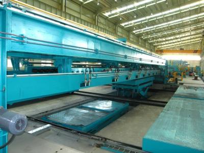 China Linha de produção de cisalhamento móvel de descolagem de bobinas metálicas com elevada produtividade à venda