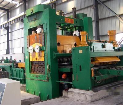 China PLC-gecontroleerde automatische stalen spoel snijlijn met een straightener feeder uncoiler Te koop