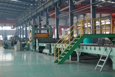 Cina Spessore della lamiera 1-6 mm Linea di taglio di levigatura di bobina in acciaio inossidabile ad alta velocità in vendita