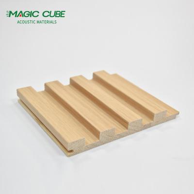 Cina W 147mm Wall Decor Panel Griglie di legno massello per pareti interne in vendita