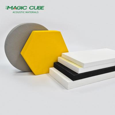 중국 600x600 오디토리움 음향 타일용 맞춤형 흰색 유리 섬유 천장 패널 판매용