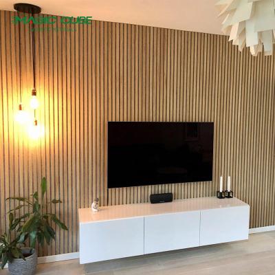 中国 モダン映画のための音響防止MDF 27mm 木製スラット式音響パネル 販売のため