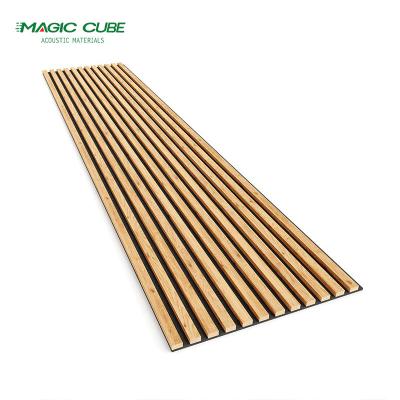 China Interiors Wall Decorative Polyester Oak Slatted Mdf Sound Proof Board with Wood Veneer for sale