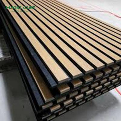 Cina Spessore di poliestere 9 mm/12 mm Stile di design moderno MDF Veneer Acustico Pannelli di legno in vendita