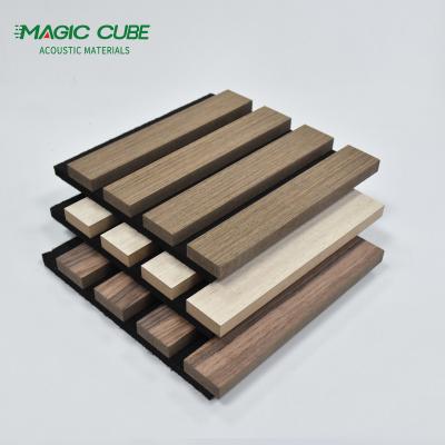 Cina Pannelli verticali di legno per il trattamento acustico degli interni e la riduzione del rumore in vendita