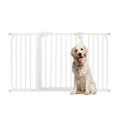 China Solid Viable Safety Child Pet Child Safety Gate Stair Guard Fence Barrier Child and Baby Dog Gate Security factory