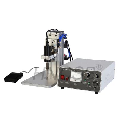 Cina controllo automatico del pedale del piede della saldatrice di 500W Earloop 28KHZ in vendita