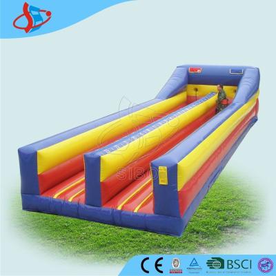Cina Giochi gonfiabili di sport del PVC di grande divertimento, bambini blu e parco all'aperto di funzionamenti rossi in vendita